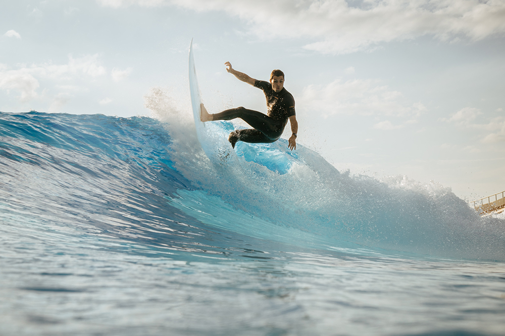 Surf on the Horizon for London - Park World Online